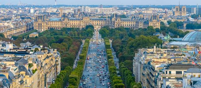 Pariz putovanje i Jelisejska polja